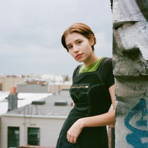 On the Cusp of Mystery and Imagination: Angel Olsen's Phases